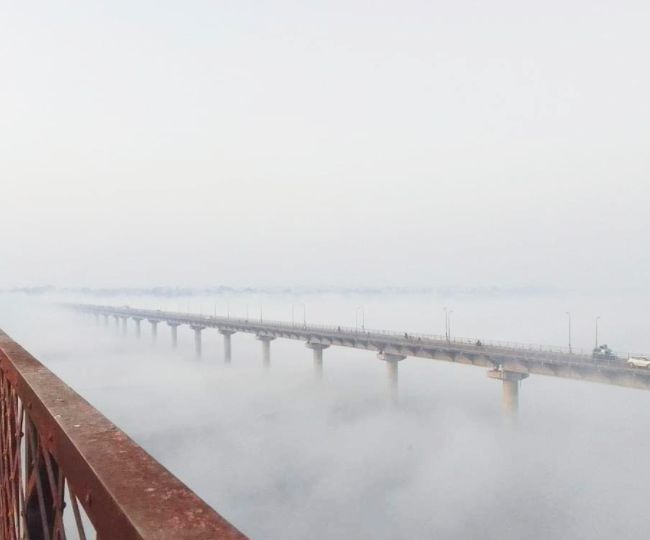 Prayagraj Weather Report Today: कोहरे का रंग संगमनगरी में और गहराया, सुबह विजिबिलटी रही कम, सूरज ...